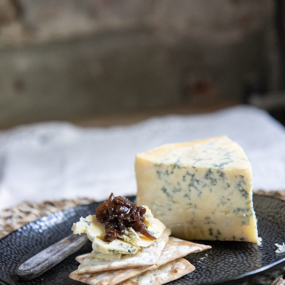 Smoked cheese by Brown & Forrest | Smoked Somerset cheddar & brie