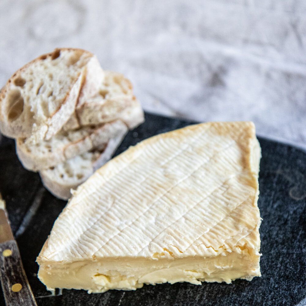 Smoked cheese by Brown & Forrest | Smoked Somerset cheddar & brie